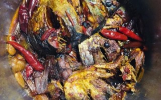 高压锅酥骨鱼怎么做_正宗酥骨鱼做法步骤