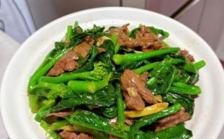 苤蓝炒肉怎么做_苤蓝炒肉要不要焯水