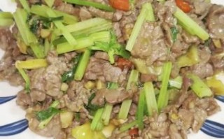 耗油牛肉怎么做才嫩滑_耗油牛肉的家常做法