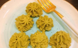 抹茶曲奇饼干怎么做_抹茶曲奇饼干热量高吗