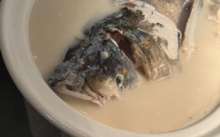 鱼头怎么做好吃_鱼头汤去腥技巧