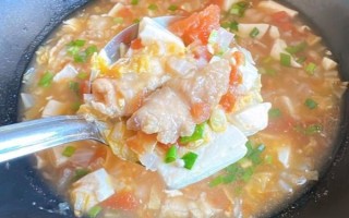 西红柿榨菜肉丝汤怎么做_榨菜肉丝汤放西红柿好吗