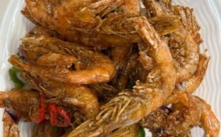 椒盐虾蛄怎么做好吃_椒盐虾蛄的做法步骤