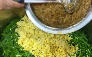 韭菜盒子怎么做_家常做法视频