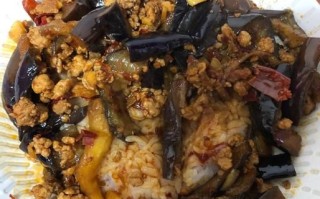 烧茄子盖饭怎么做_烧茄子盖饭热量高吗