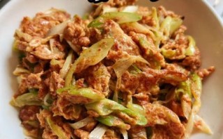 虾酱炒鸡蛋辣椒怎么炒_虾酱炒蛋加辣椒的做法