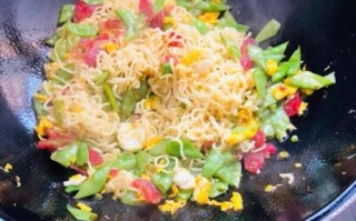 爆炒方便面怎么做_爆炒方便面做法大全