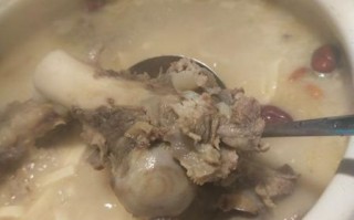 猪脊骨怎么做好吃_猪脊骨炖汤做法