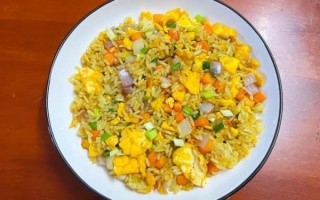 咖喱蛋炒饭怎么做_咖喱蛋炒饭用什么咖喱