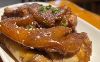 烤猪蹄的做法窍门_如何让猪蹄外酥里嫩