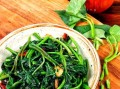 地瓜叶怎么炒_地瓜叶炒之前要焯水吗