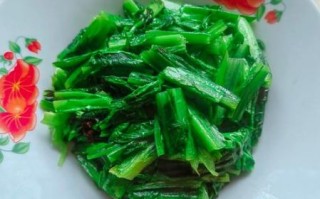 素炒油麦菜怎么炒才脆_油麦菜要不要焯水