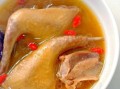 秋天鸽子汤放什么材料好_鸽子汤怎么炖最营养