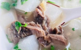 羊肉炖萝卜汤怎么做好吃_羊肉去膻技巧