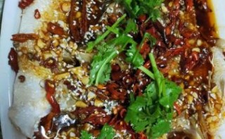 蒜爆鱼怎么做_蒜爆鱼最正宗的做法