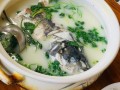 草鱼头汤怎么做好吃_草鱼头汤去腥技巧