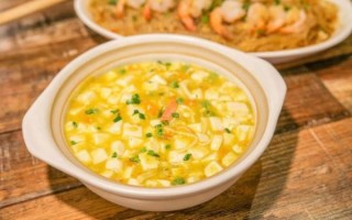 蟹黄豆腐是哪个菜系_蟹黄豆腐正宗做法