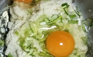 豆渣饼怎么做好吃_豆渣饼的家常做法