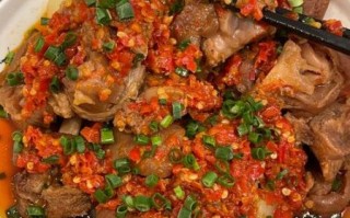 剁椒猪蹄怎么做_剁椒猪蹄最正宗的做法