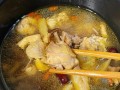 粟子煲鸡汤的做法_粟子煲鸡汤的功效