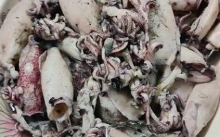 酱爆鱿鱼筒怎么炒才嫩_酱爆鱿鱼筒用焯水吗