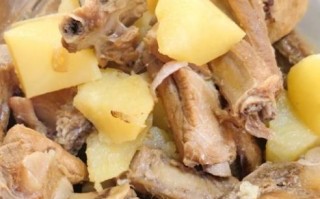 排骨怎么炖好吃又简单_家常排骨炖多久最嫩