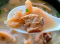 莲藕排骨汤怎么炖好喝_莲藕排骨汤的做法步骤