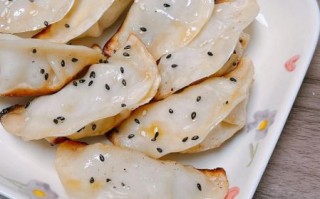 锅贴怎么做好吃_锅贴的家常做法视频