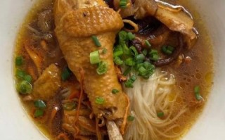 鸡汤面怎么做好吃_鸡汤面怎样熬汤更鲜