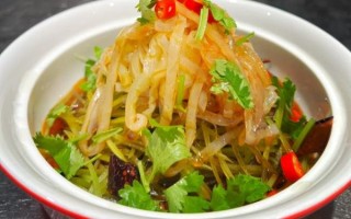 凉拌海蜇丝用不用焯水_海蜇丝焯水多久