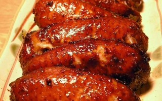 疯狂烤翅图片高清_疯狂烤翅怎么烤才外酥里嫩