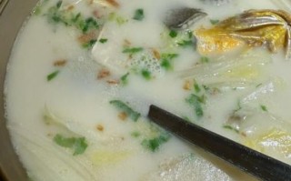 白鲢鱼头汤怎么炖不腥_白鲢鱼头汤做法步骤