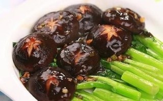 耗油香菇菜心怎么做_耗油香菇菜心热量高吗