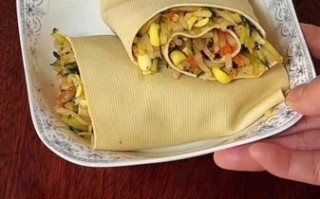 豆皮蔬菜卷怎么做_豆皮蔬菜卷热量高吗
