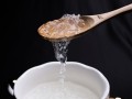 燕窝炖多久才软糯_燕窝隔水炖还是直接炖