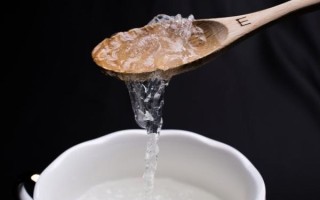 燕窝炖多久才软糯_燕窝隔水炖还是直接炖