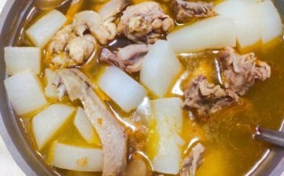 老鸭汤怎么炖好喝_老鸭汤去腥技巧