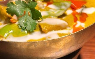 咖喱饭配什么汤好喝_日式味噌汤还是泰式冬阴功