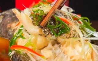 酱油蒸石斑鱼怎么做_蒸多久才鲜嫩