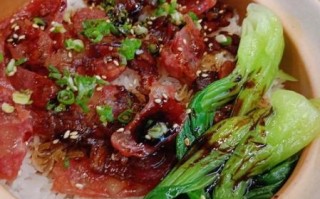 腊肠煲仔饭怎么做_腊肠煲仔饭家常做法