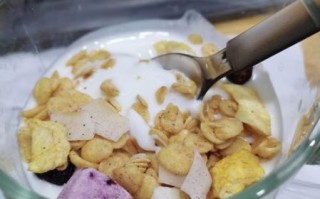 水果麦片怎么吃_水果麦片怎么搭配好吃