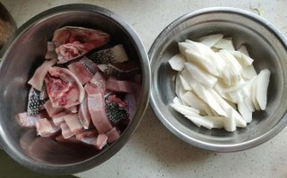 月子乌鱼汤怎么炖最下奶_乌鱼汤做法步骤详解