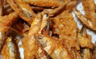 小鱼怎样炸才酥脆_炸小鱼酥脆技巧