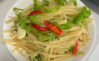 青椒土豆丝怎么炒才脆_家常做法步骤