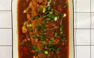 红烧鱼怎么做才入味_红烧鱼视频教程窍门
