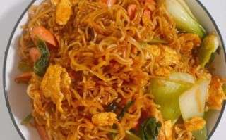 炒方便面怎么炒好吃_炒方便面需要焯水吗