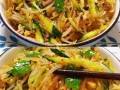 炝绿豆芽怎么做好吃_炝绿豆芽要不要焯水
