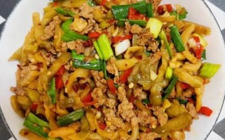 素炒榨菜丝怎么炒好吃_素炒榨菜丝的做法窍门