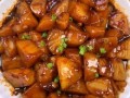 红烧土豆块怎么做才软糯入味_红烧土豆块用不用先焯水