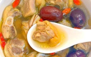 鸡汤怎么煲才会好吃_老母鸡炖汤的正确步骤